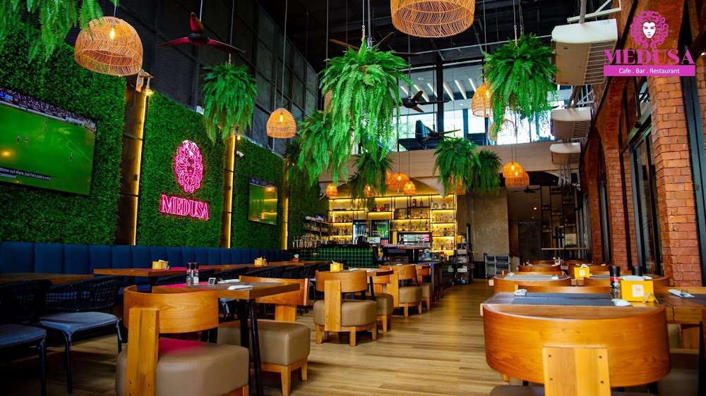 Medusa Restaurant (Paradise) in Patong - Phuket Insider