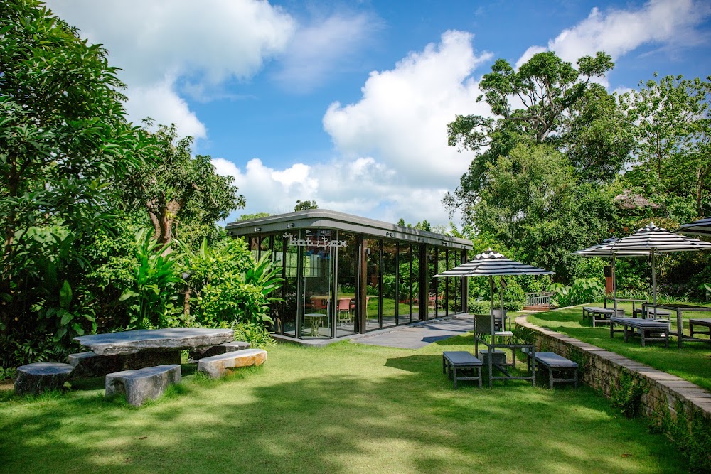 Baba Hot Box - Phuket Insider